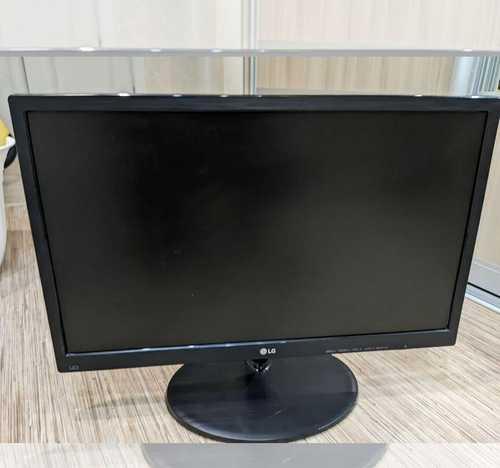 Монитор LG 22"