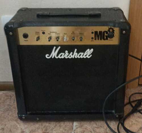 Комбоусилитель Marshall MG15