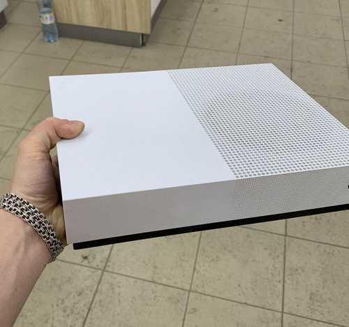 Xbox one s 1tb