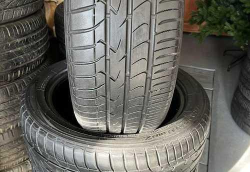 Toyo Tranpath MPZ 215/50 R17 95V