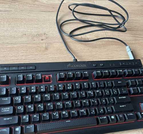 Игровая клавиатура Corsair K63