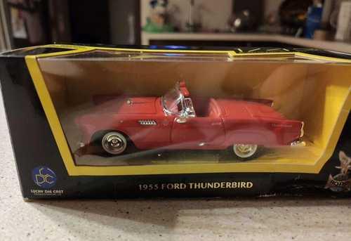Модель 1:43 Ford Thunderbird 1955