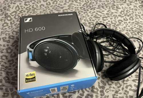 Наушники студийные Sennheiser HD600