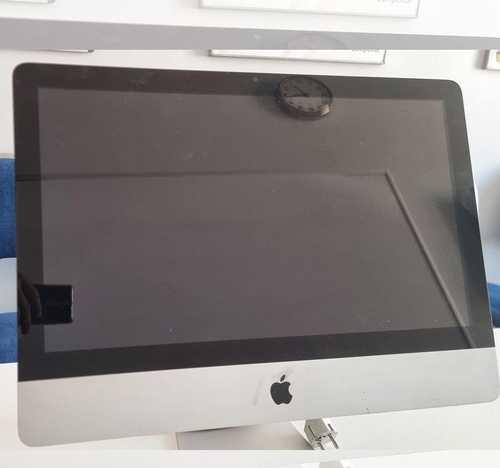 Моноблок Apple iMac 21.5-inch, Mid 2010