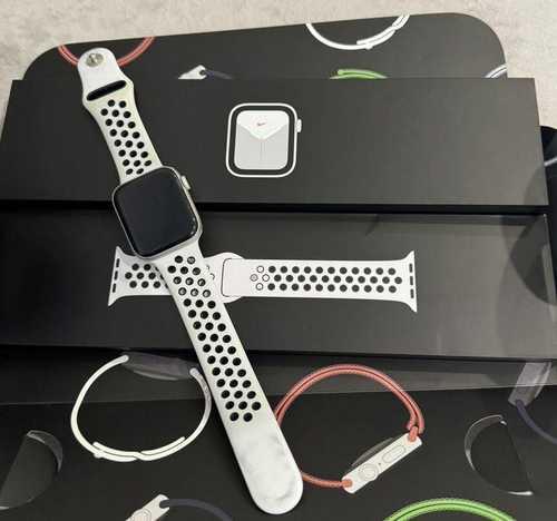 Apple watch SE 44mm nike