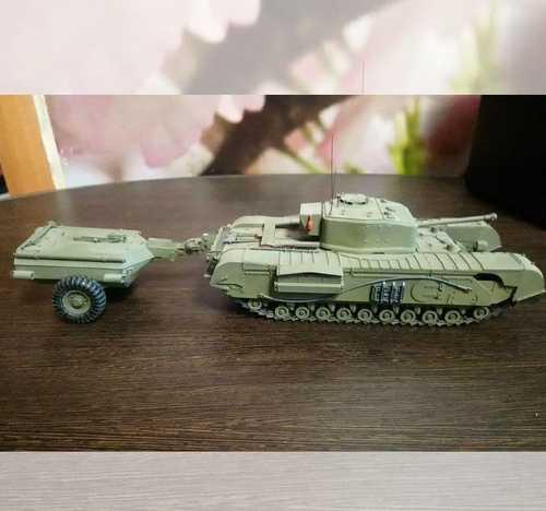 Модель 1/35 танк Churchill Crocodile