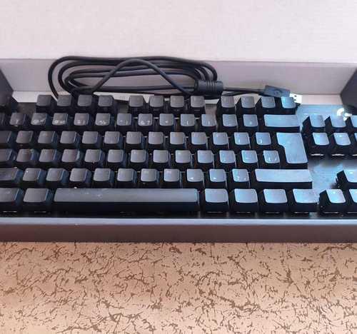 Продам клавиатуру Logitech G413 TKL SE