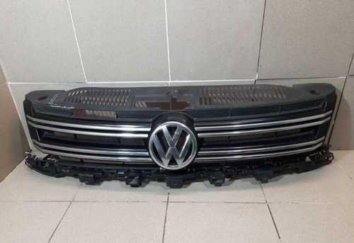 Решетка радиатора Volkswagen Tiguan 1