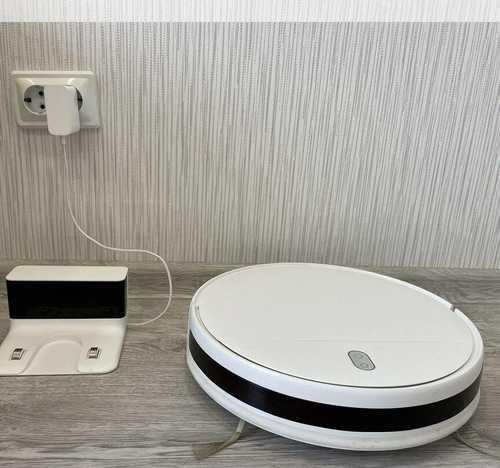 Робот пылесос Xiaomi vacuum mop essential