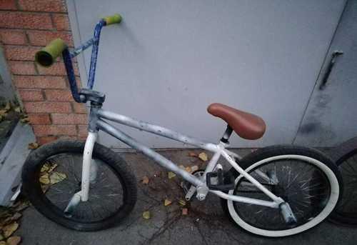Трюковой велосипед bmx