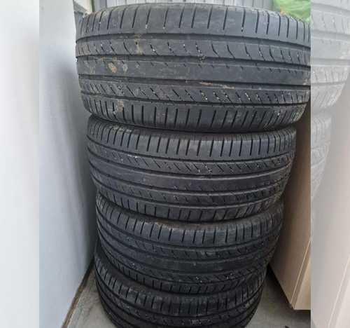 Antares Ingens-Locus 235/45 R18 98W