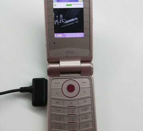 Кнопочный телефон sony ericsson z 555