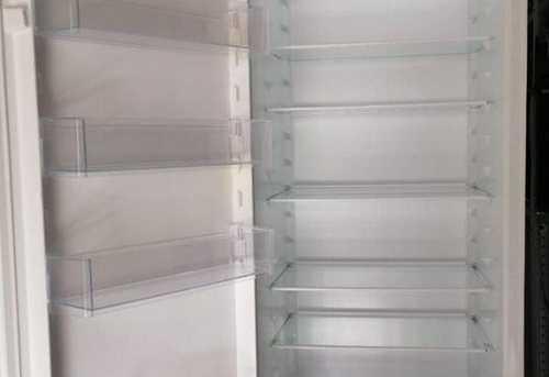 Встраиваемый холодильник