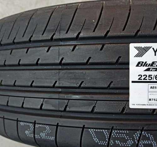 Yokohama BluEarth-XT AE61 225/60 R17 99V