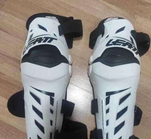 Leatt dual axis