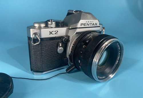Pentax K2 + Carl Zeiss planar 1,4/50 ZK