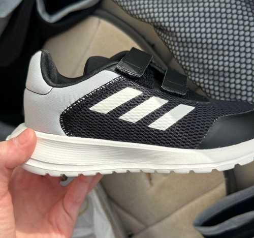 Кроссовки детские adidas 26,5
