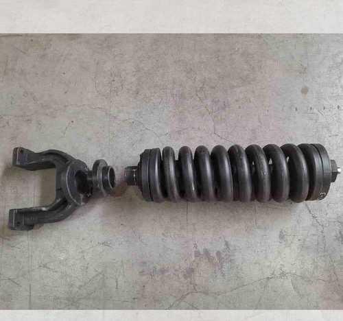 Натяжитель гусеницы 9243393 Hitachi ZX240-3 kjin