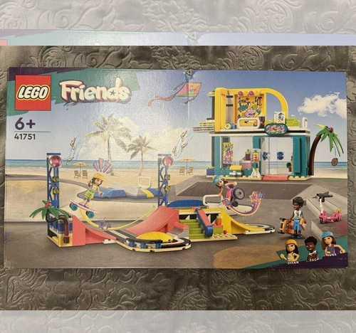 Lego Friends Скейт-парк 41751