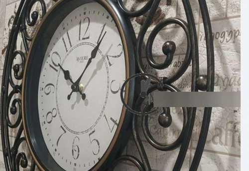Часы настенные кованые большие разные