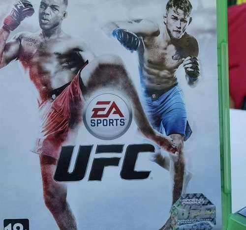 Диск на xbox one с игрой UFC