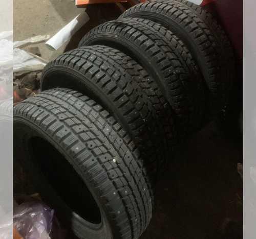 Dunlop SP Winter Ice 07 205/60 R16