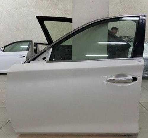 Левая дверь передняя infiniti Q50
