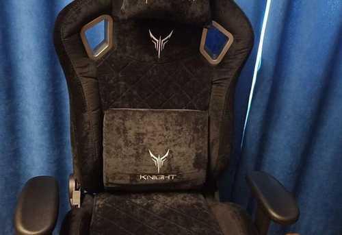 Компьютерное кресло игровое Knight Outrider