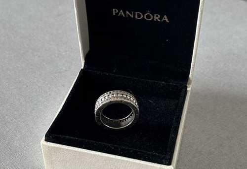 Кольцо серебрянное Pandora, р-р 18