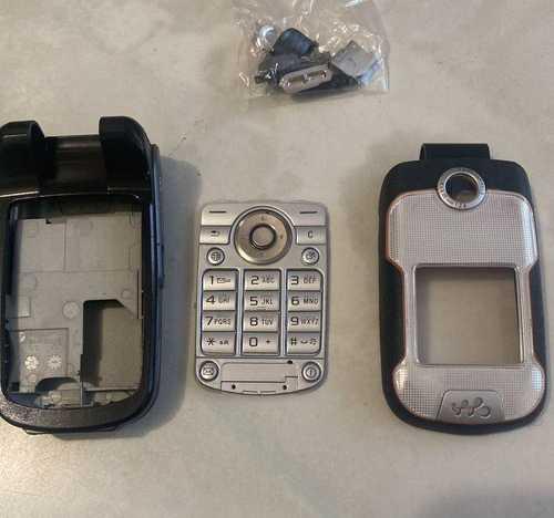 Sony Ericsson W710i