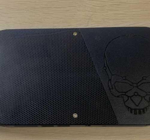 Intel NUC 6 i7KYK Skull Canyon