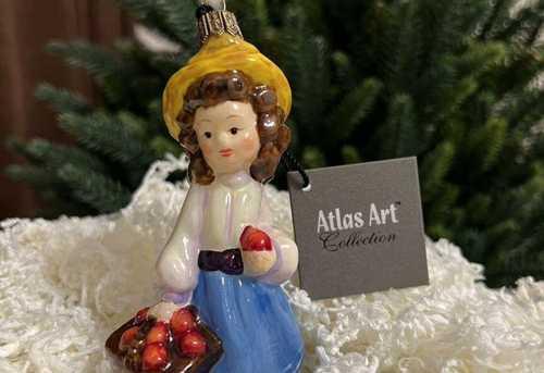 Ёлочная игрушка Девочка с яблоками Atlas Art