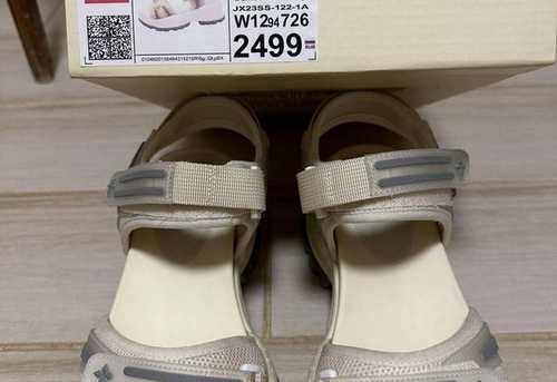 Продам сандали женские