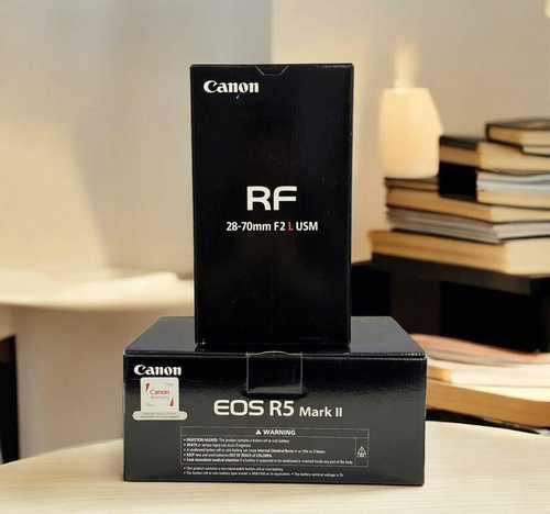 Canon EOS R5 Mark II   RF 28-70mm F2 L USM