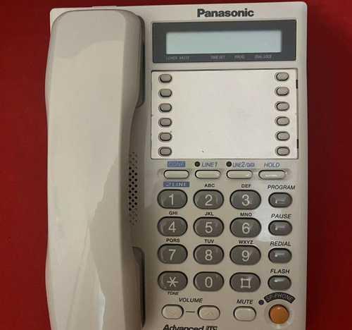 Легендарный телефон panasonic kx-ts2368ruw