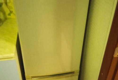 Холодильник Hansa HR-138S