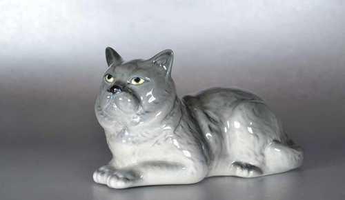 Британский кот серый фарфоровая статуэтка