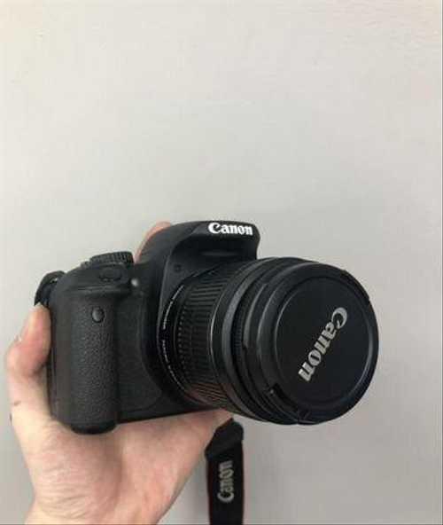 Л44) Фотоаппарат Canon EOS 650D