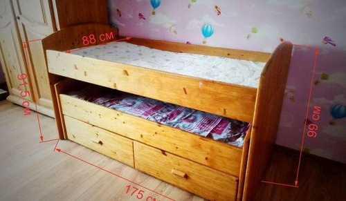 Кровать детская двухъярусная массив