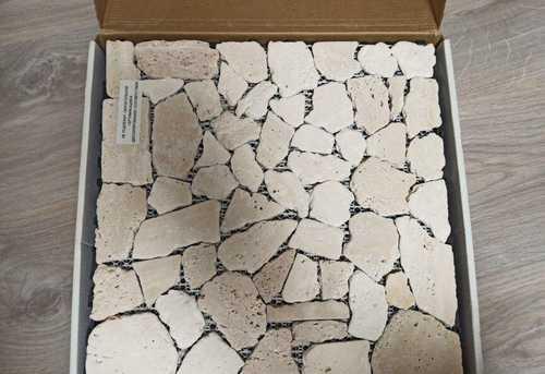 Каменная мозаика из травертина