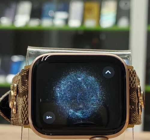 Часы Apple Watch series 4 40mm