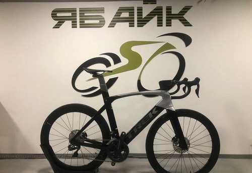 Шоссейный велосипед Trek Madone SLR 7 (2022)