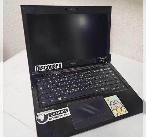 Ноутбук Fujitsu lifebook U554