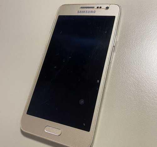 Samsung Galaxy A3 SM-A300F, 16 ГБ