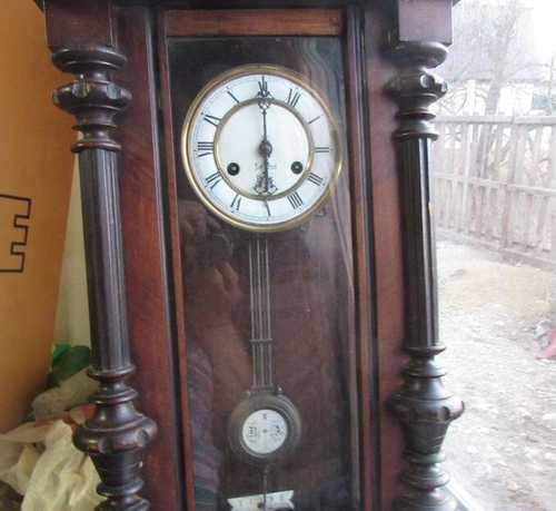 Старинные настенные часы с боем Le Roi a Paris