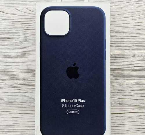 Чехол Apple Silicone Case iPhone 15 Plus синий