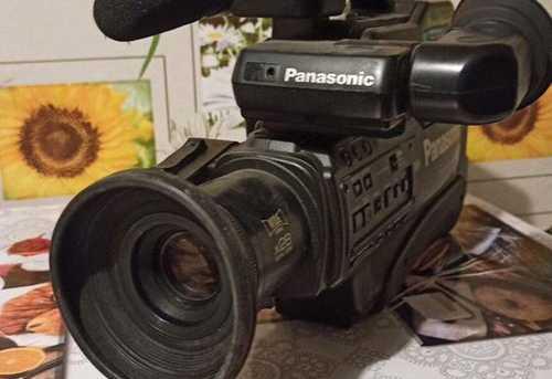 Видеокамера Panasonic NV-M50
