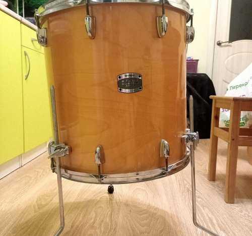 Напольный том Yamaha Stage Custom 16 "