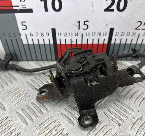 Замок капота для Volkswagen Golf 4 1J0823509E