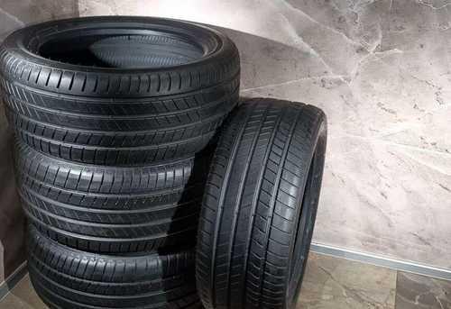 Bridgestone Alenza 001 275/45 R20 и 305/40 R20 112Y